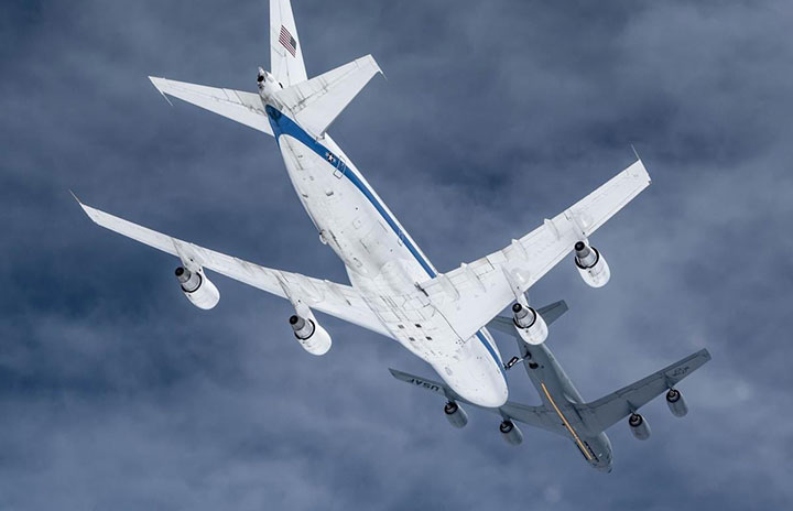米空軍、E-4Bの空中給油シーン公開 (Aviation Wire)