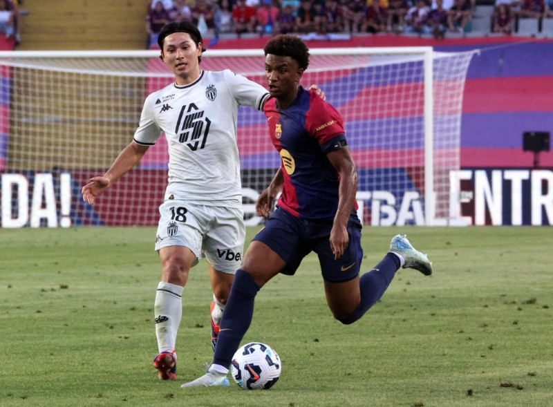 サッカー＝モナコがバルセロナに完勝、南野がアシスト