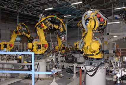 経産省と総務省、IoT政策が本格始動