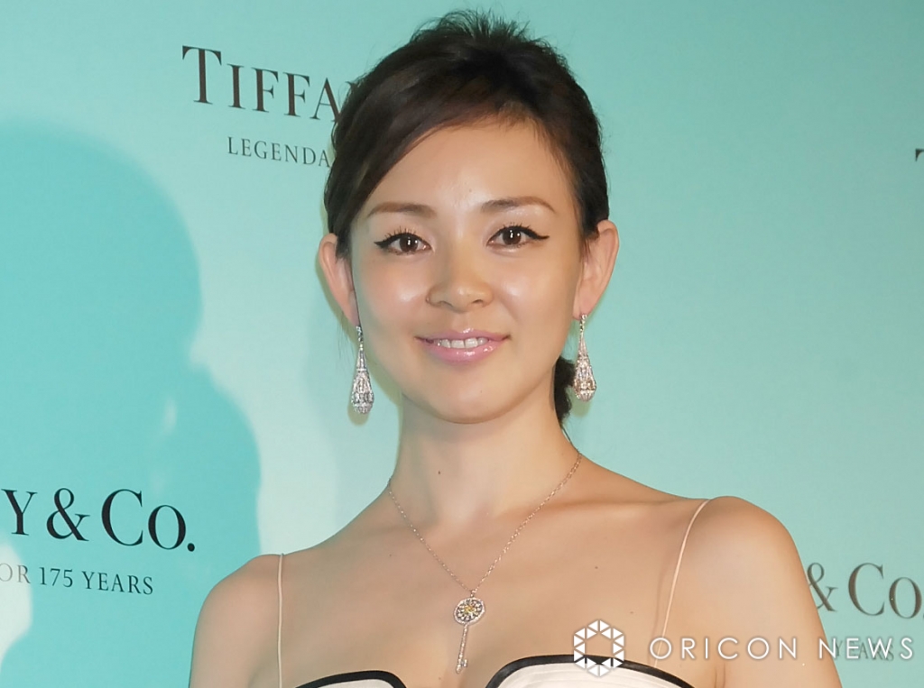 SHIHO、20年前のCM動画に反響「今も昔も美しい」「サランちゃんにそっくり〜」 (ORICON NEWS)