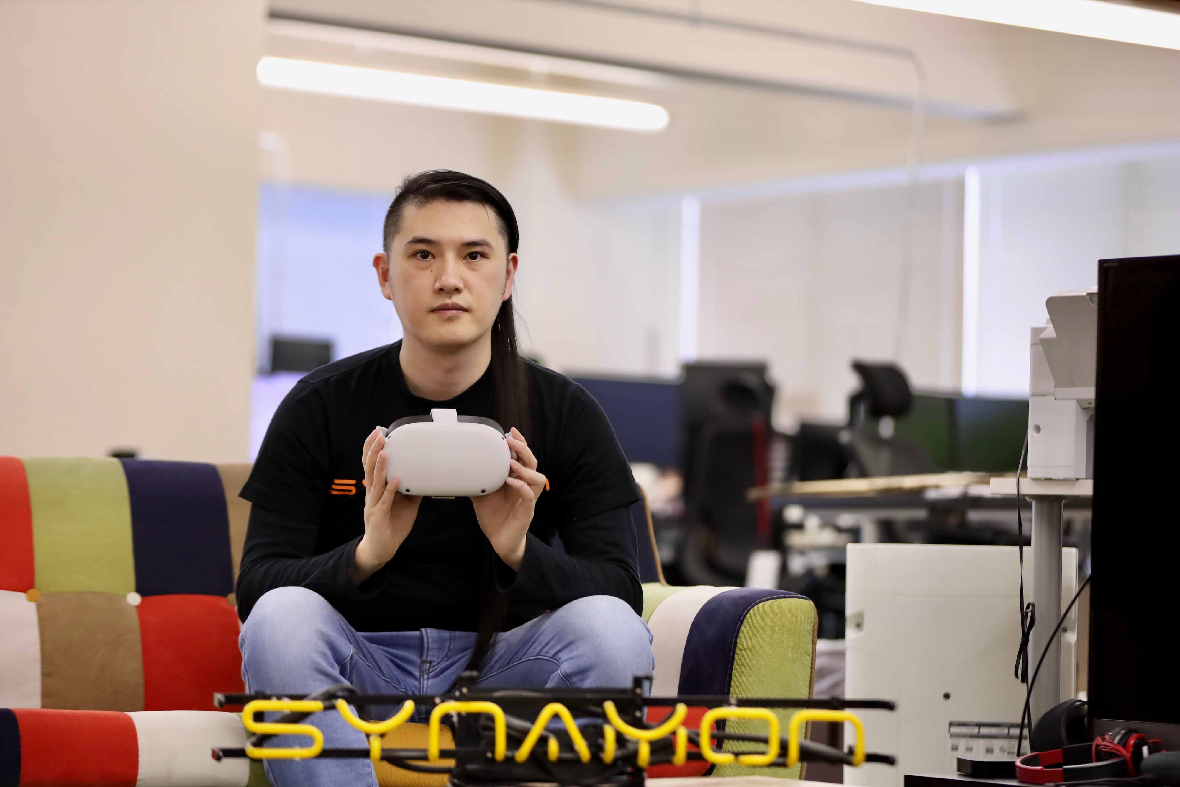 株式会社Synamon - INITIAL