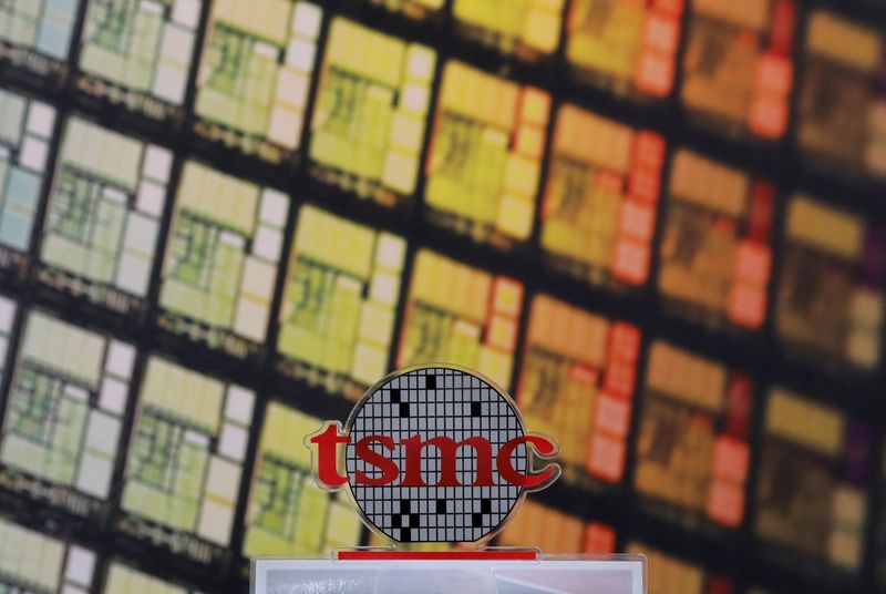 台湾TSMC、24年にASMLの最先端露光装置を調達＝幹部