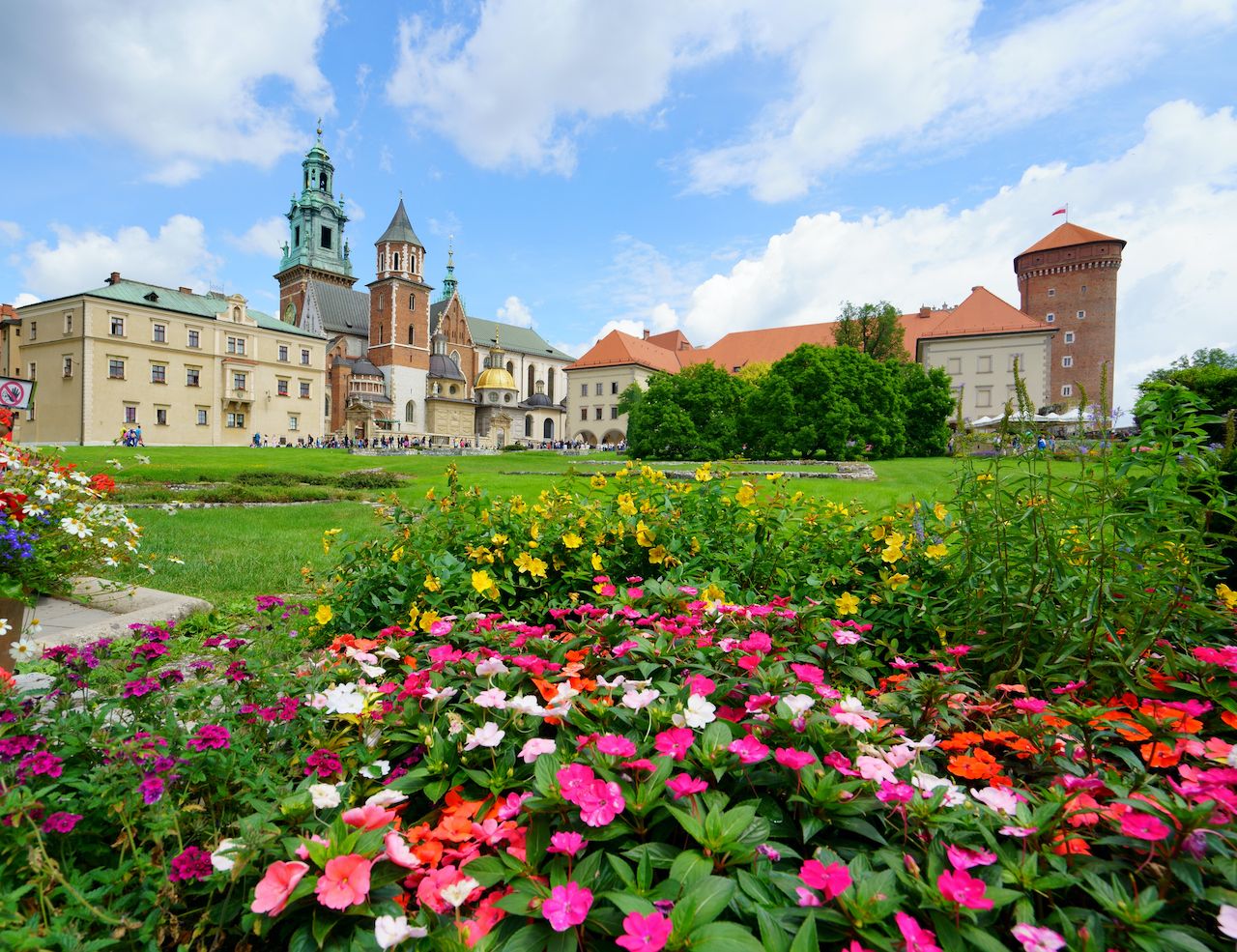世界遺産第一号の城、ポーランド「ヴァヴェル城」と恋が叶う大聖堂の鐘の謎 世界の美しい城（第19回） (JBpress(日本ビジネスプレス) JBpress 最新記事)
