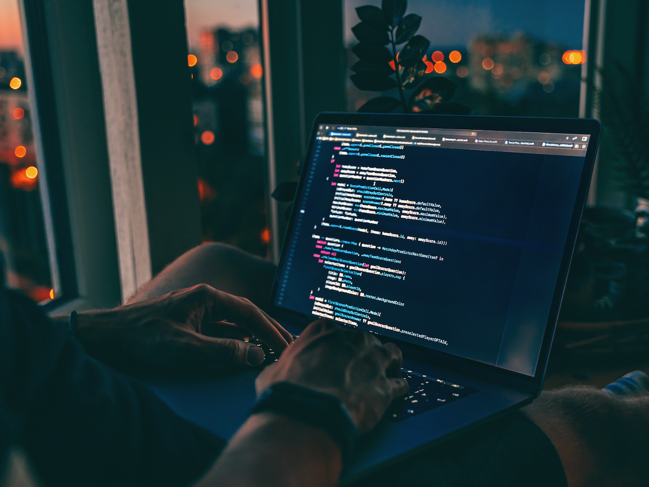 GitHub、「GitHub Copilot Chat for GitHub Mobile」を一般提供--場所を問わず質問を可能に (ZDNET Japan)