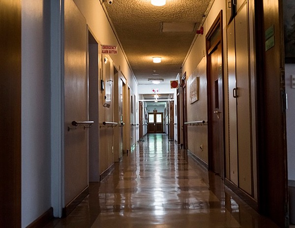 【分析】なぜ、超高齢社会なのに「福祉事業者」が潰れるのか