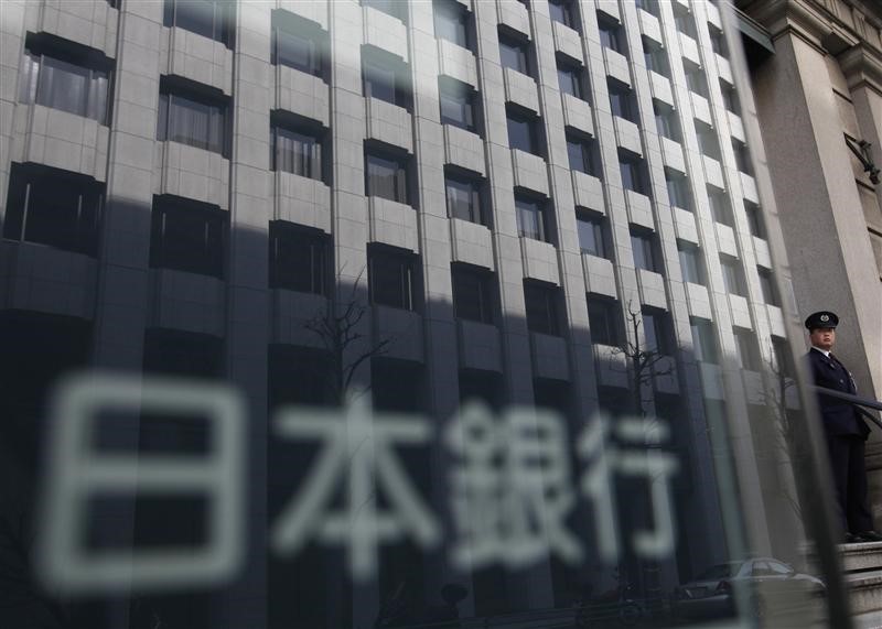 巨額国債買い入れ、長期金利低下効果との見方＝7月日銀議事要旨